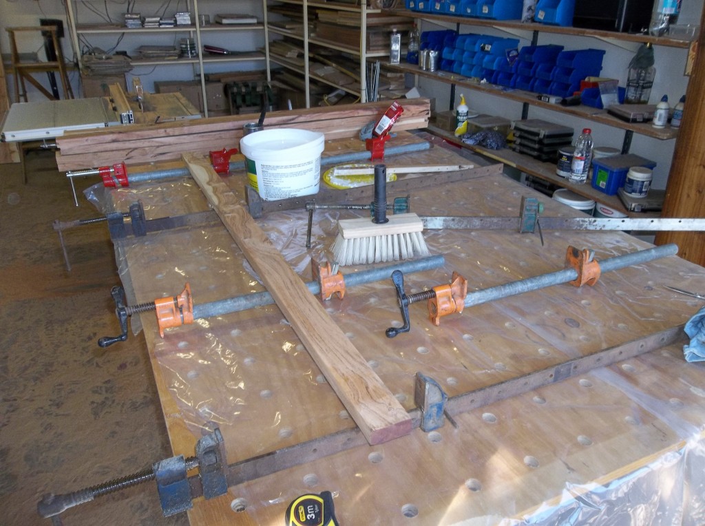 Alternative workbench/assembly table (Chapter two) | Je ne sais quoi ...