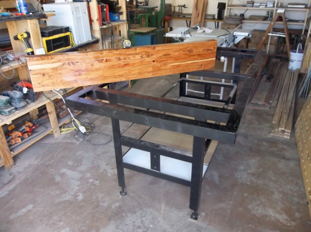 Alternative workbench/assembly table (Chapter two) | Je ne sais quoi ...