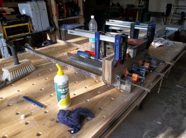 Alternative workbench/assembly table (Chapter five) | Je ne sais quoi ...