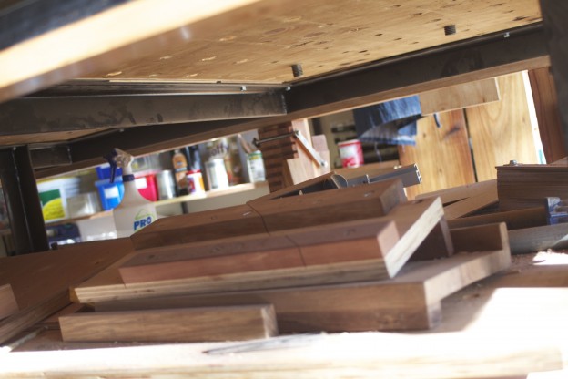 Alternative workbench/assembly table (Chapter three) | Je ne sais quoi ...